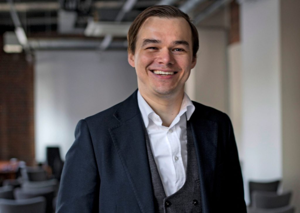 About me - Adrian Stelmach